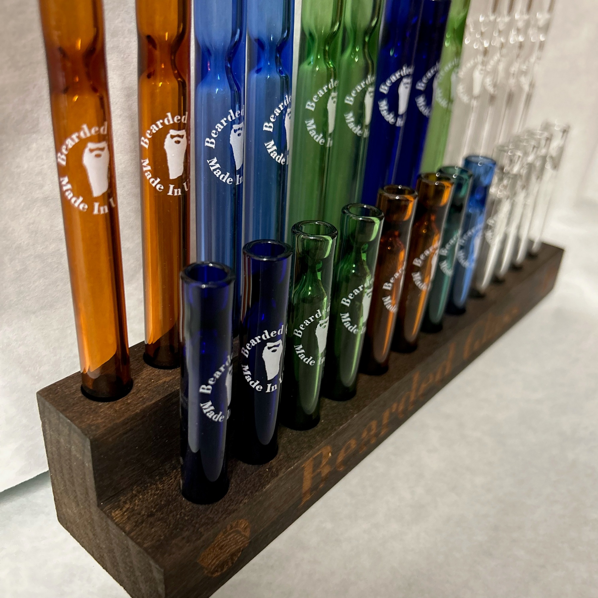 Bearded Glass Chillum 100pcs + Wood Display 1pc, bearded distribution ...